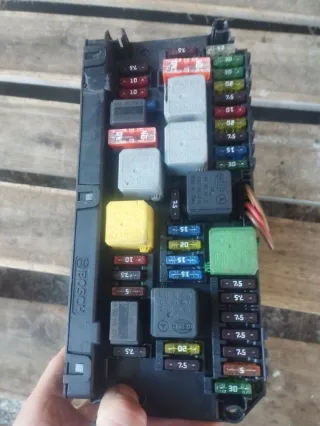 Блок предохранителей Mercedes E W212 2013г. купить в Гродно | 107905038